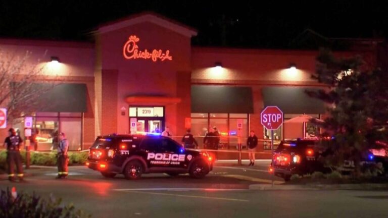 Chick-fil-A Shooting Becomes 100th US Mass Shooting of the Year ...